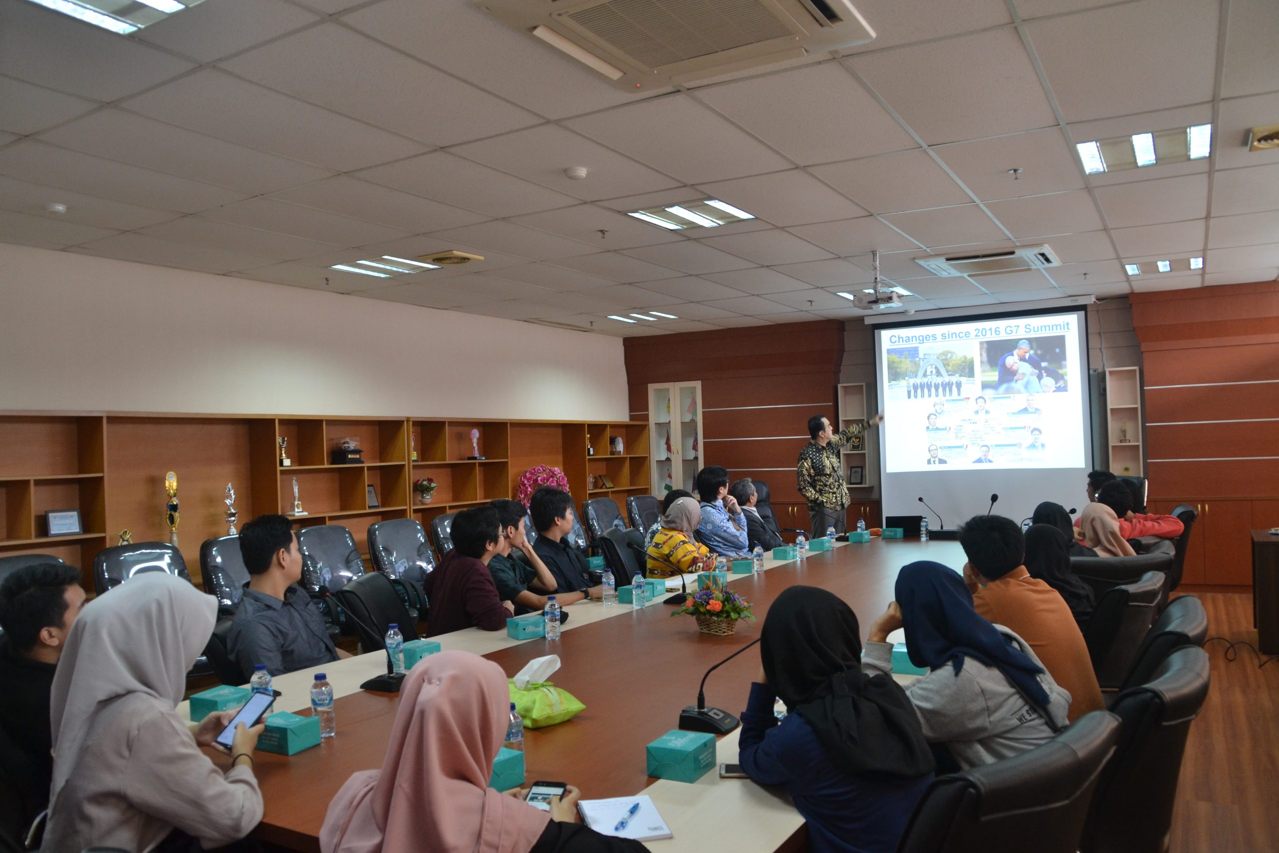 Guest Lecture Prodi HI | Fakultas Ilmu Sosial dan Ilmu Politik ...